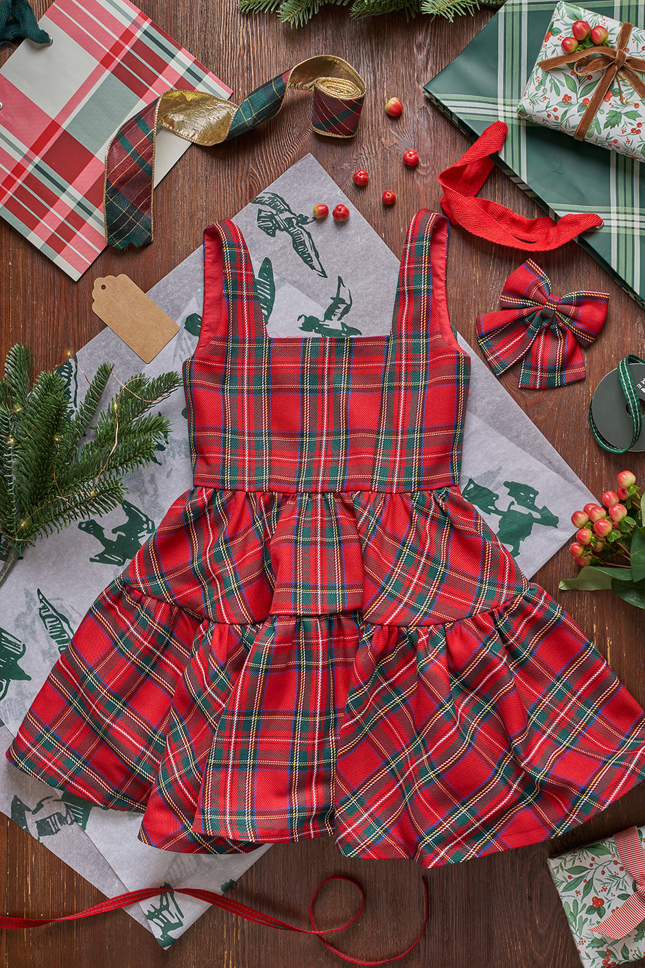 Chelsea Reece: Elevate Your Style with Timeless Elegance and Modern Ed