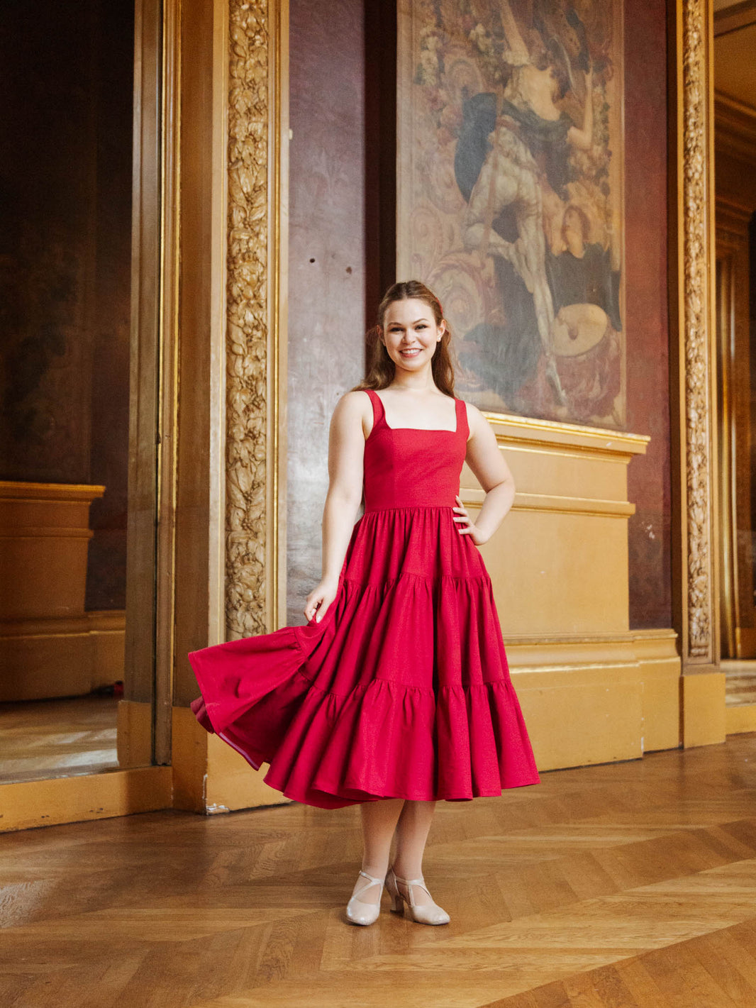 Chelsea Reece: Elevate Your Style with Timeless Elegance and Modern Ed